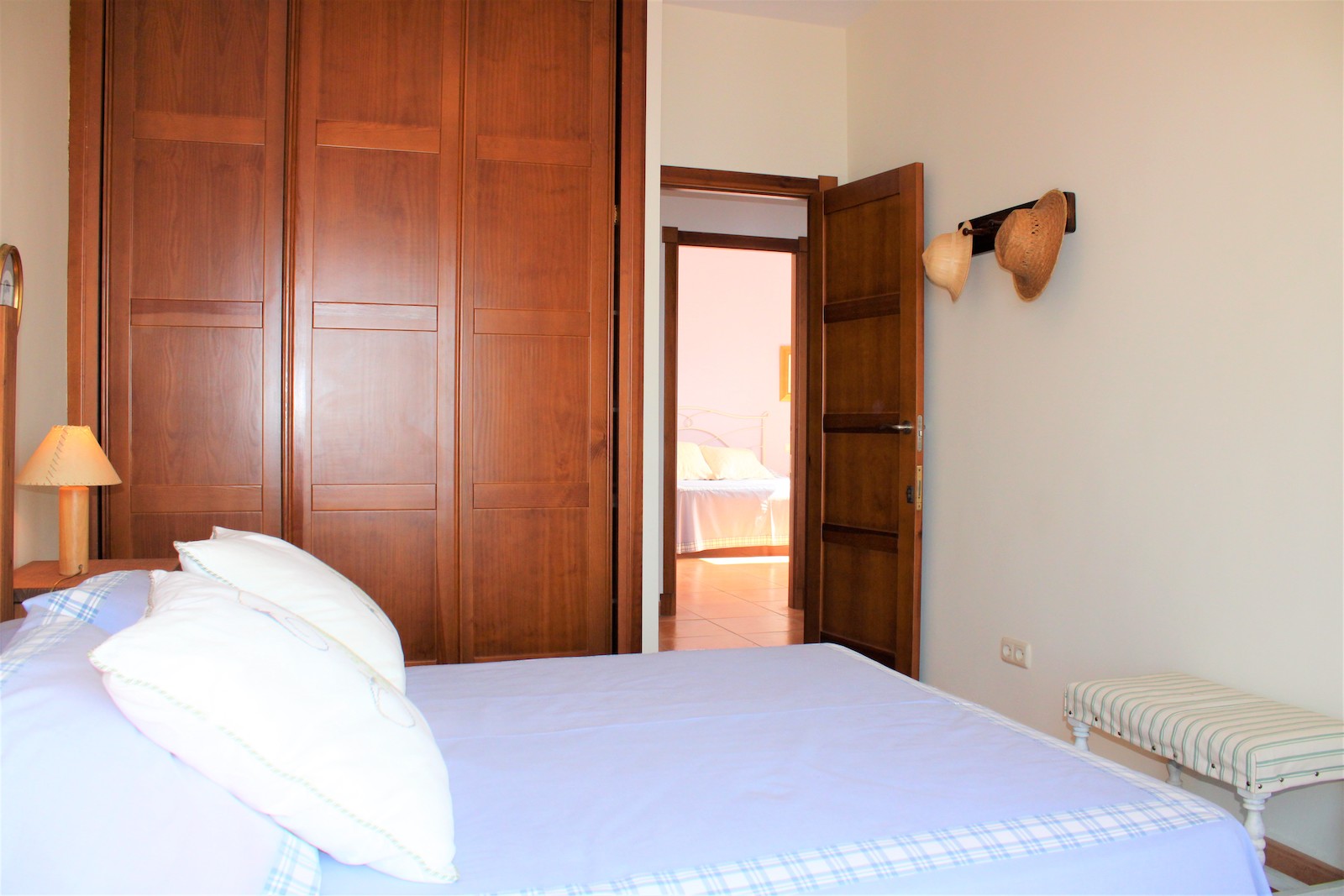 Country house for sale in Gualchos €0 | Ref: SOLGTGRA-KL005